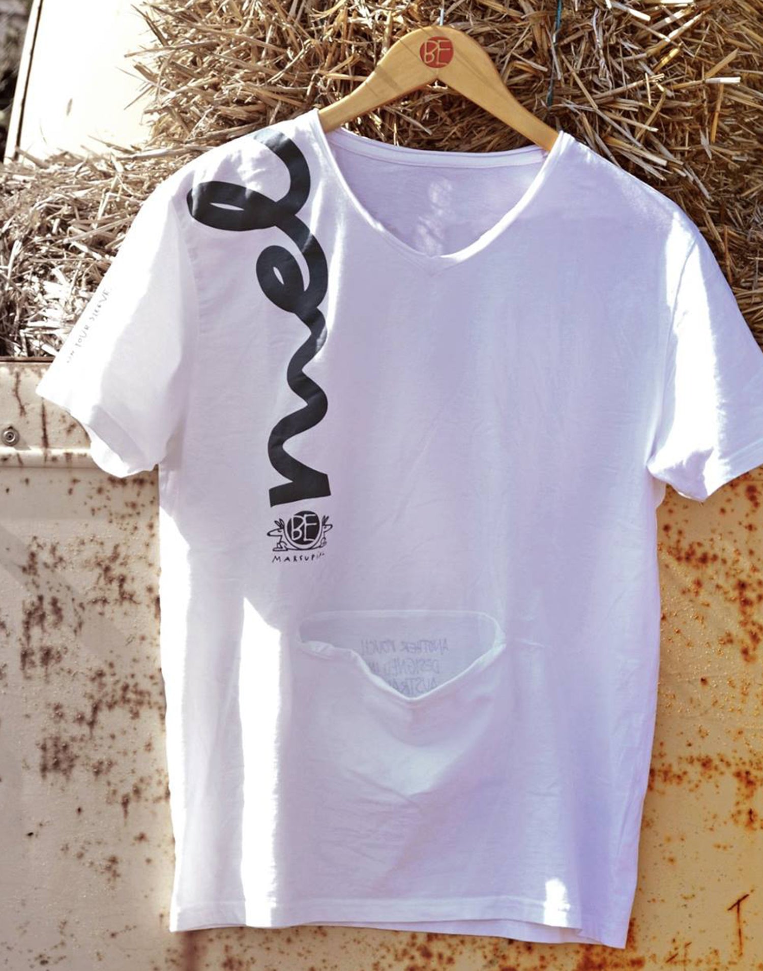 Pouch-Shirt "Mel" Colour White White – Be Marsupial™